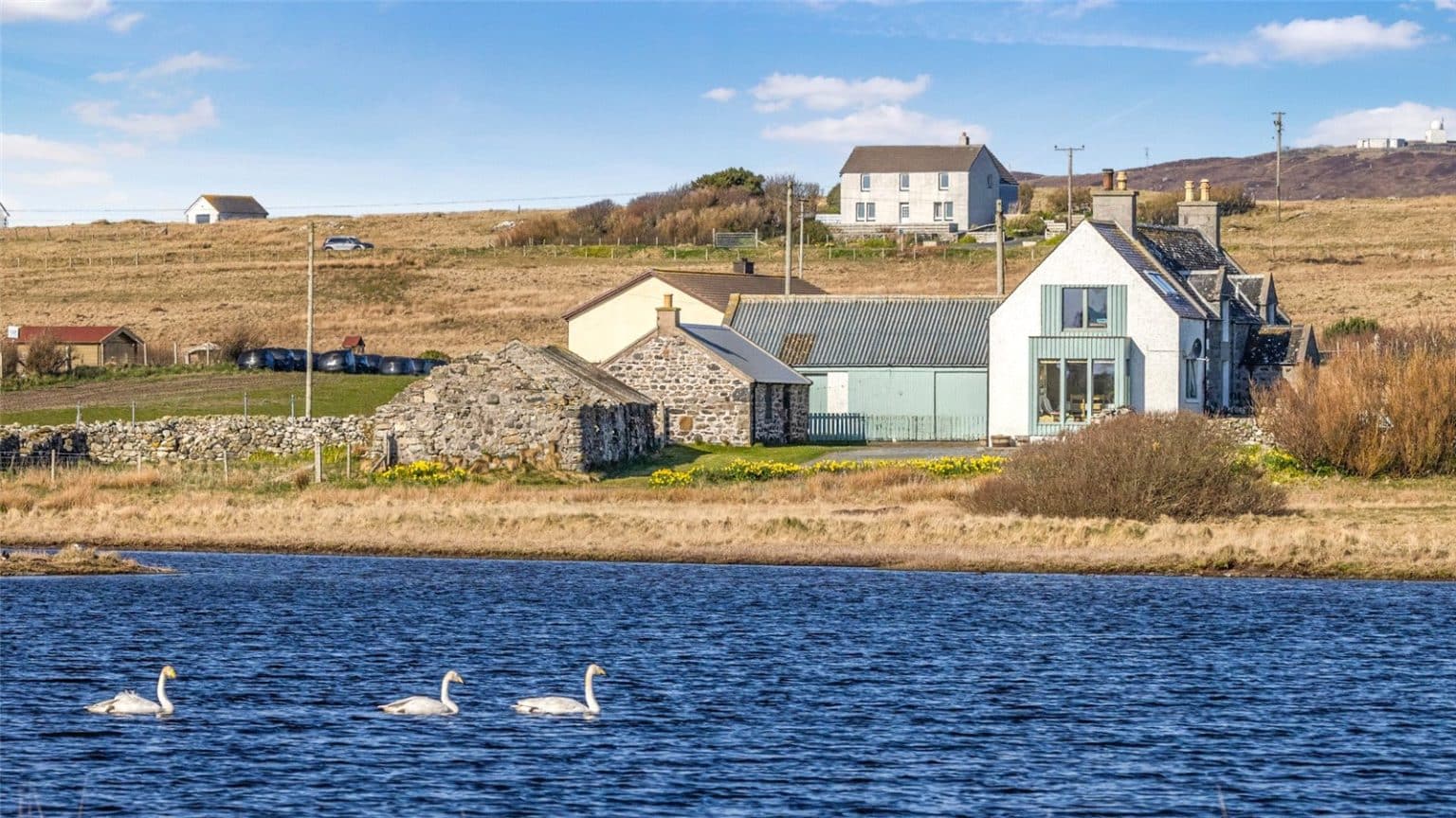 Struan House, Knockintorran, Isle of North Uist, Eilean Siar, HS6 5ED ...